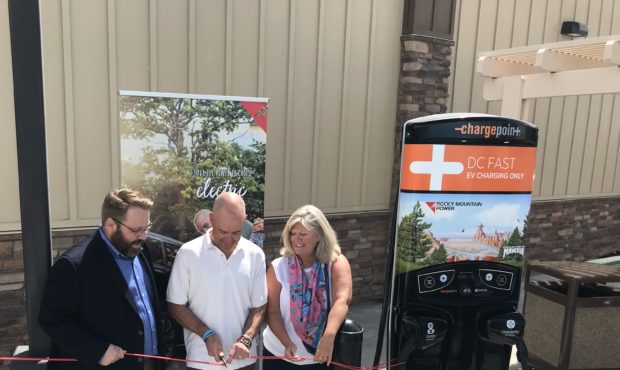 Rocky Mountain Power, Maverik celebrate completion of I-15 electric ...