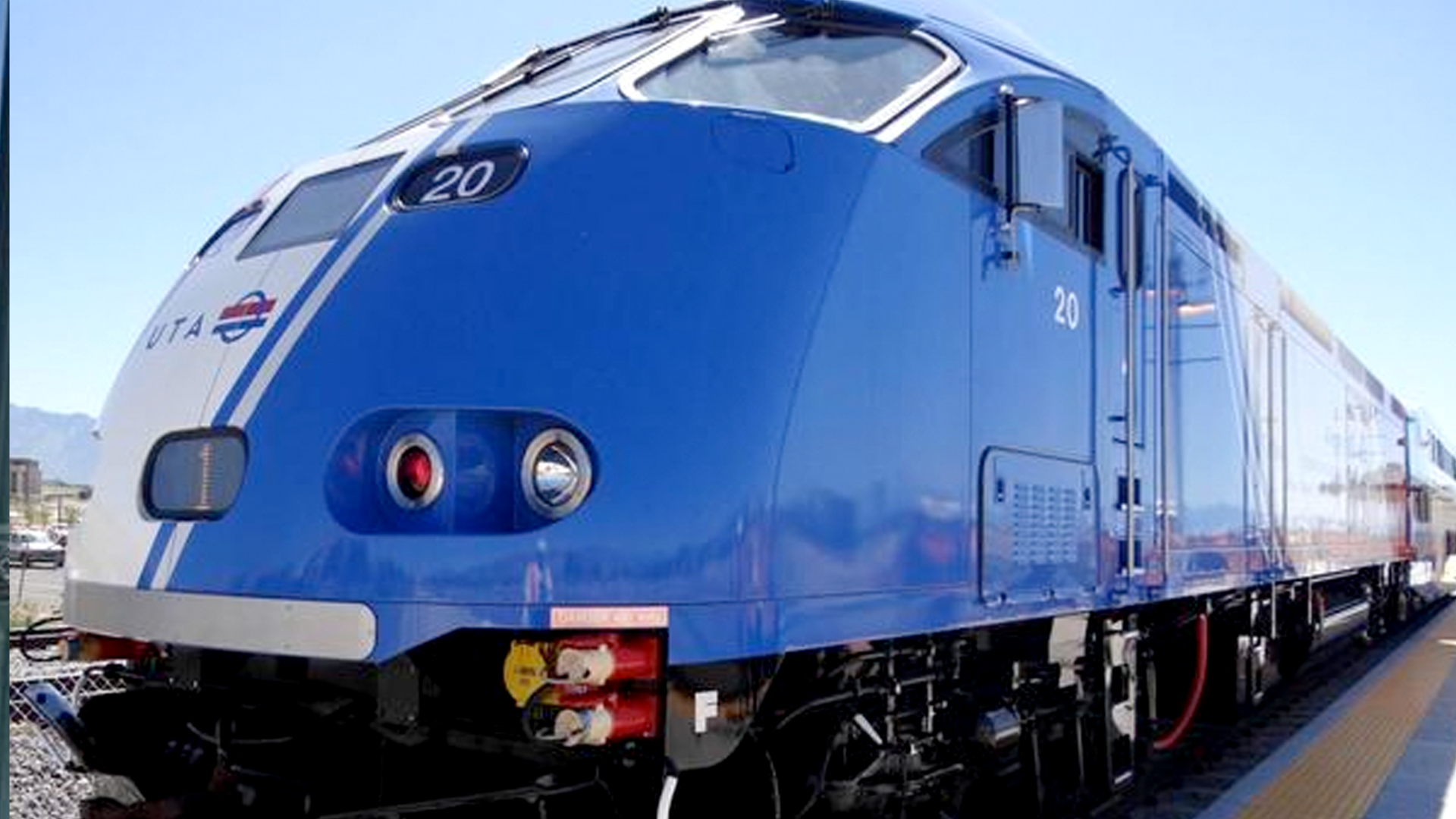 No injuries reported after FrontRunner train grazes front bumper of vehicle