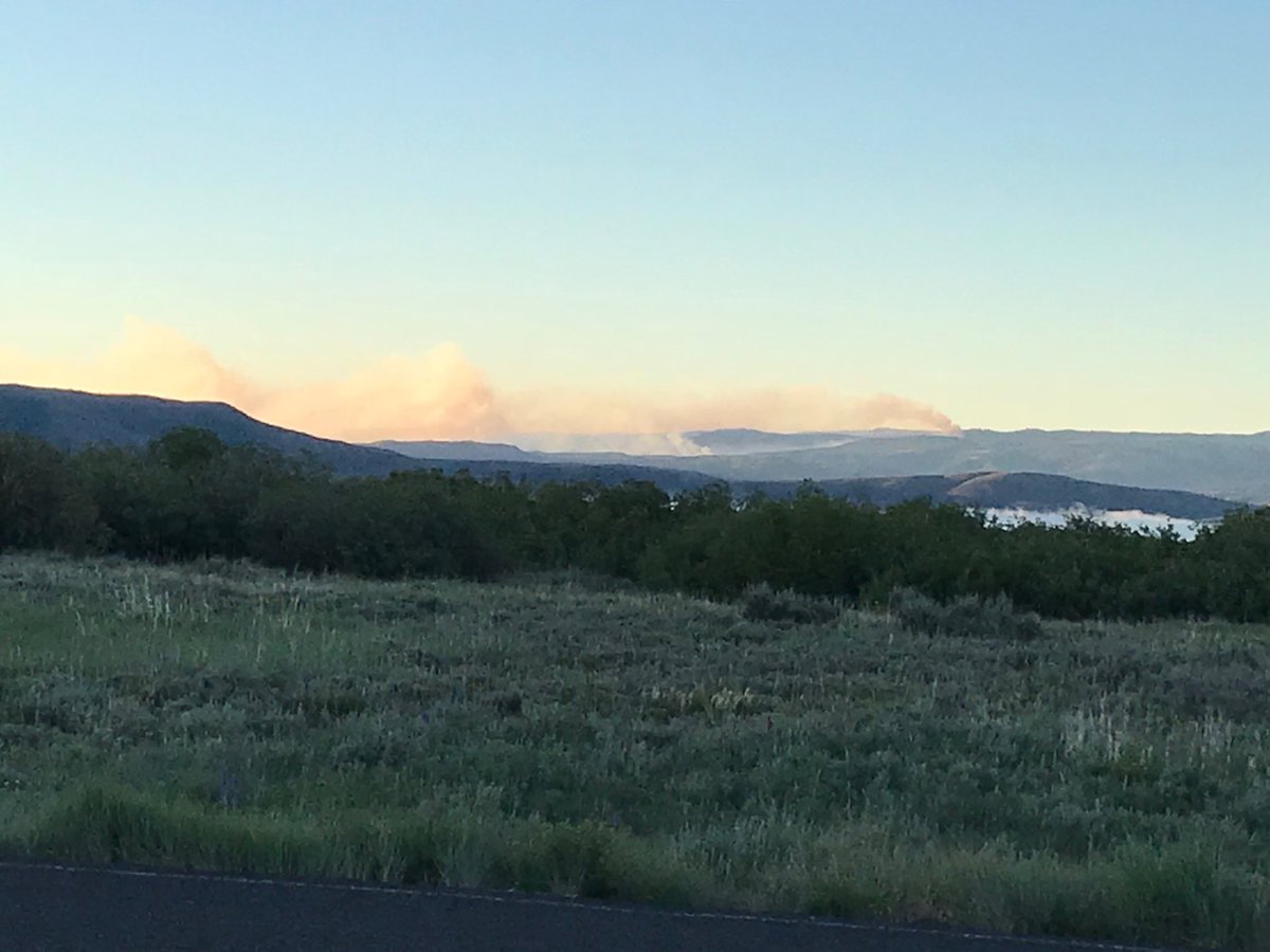 Dollar Ridge Fire burns near Strawberry Reservoir