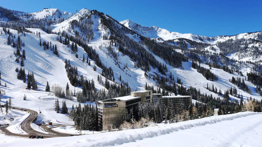Pink snow in Utah mountains of interest to researchers - KSLNewsRadio