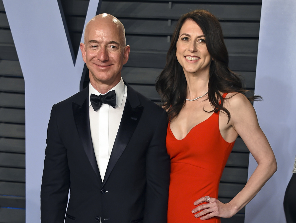 MacKenzie Bezos, worth nearly $37 billion, will give half her fortune ...