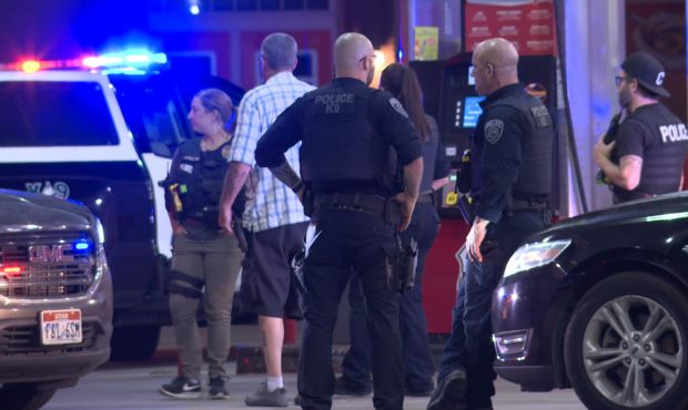 Man critically injured, suspect in custody after Midvale shooting ...