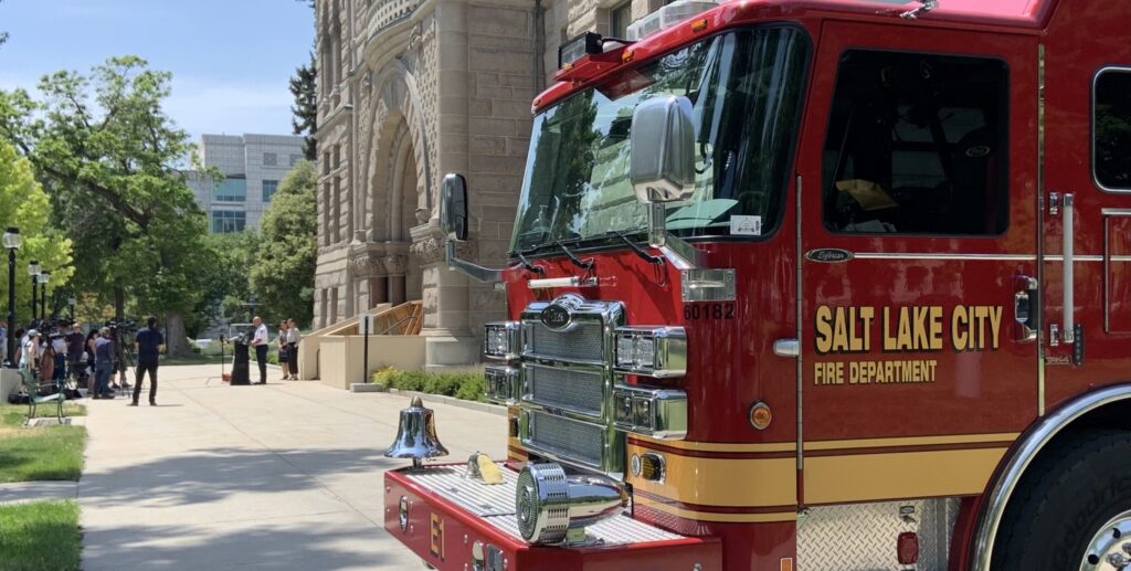 Salt Lake City Fire fight flames in downtown SLC structure fire