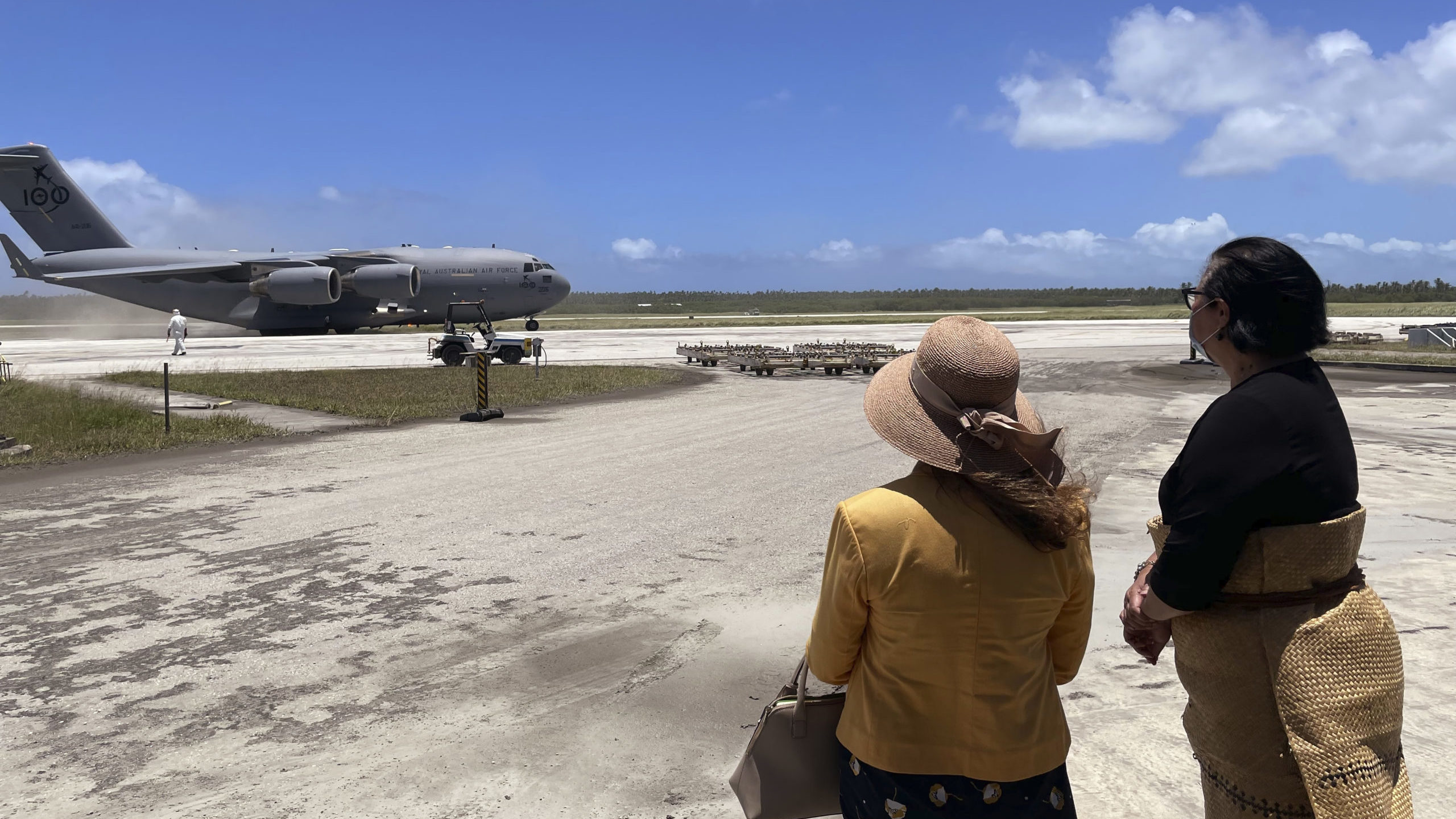First aid flights arrive in Tonga after big volcano eruption - KSLNewsRadio