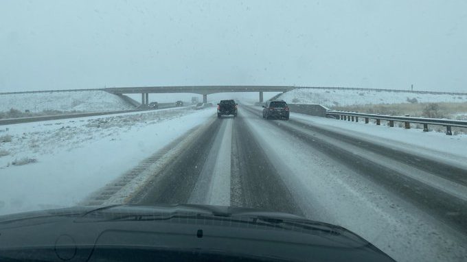 Snow and wind make for hazardous driving conditions in Utah - KSLNewsRadio
