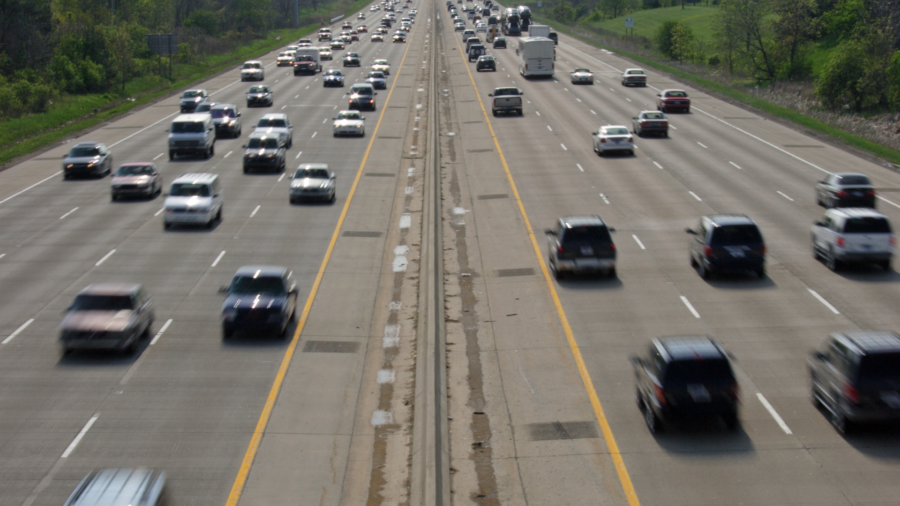 Davis County Sheriff's office responds to complaints of left lane ...