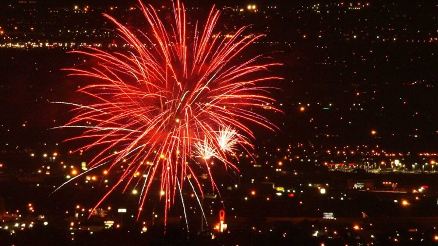 Where can you see professional firework shows this weekend in Utah?
