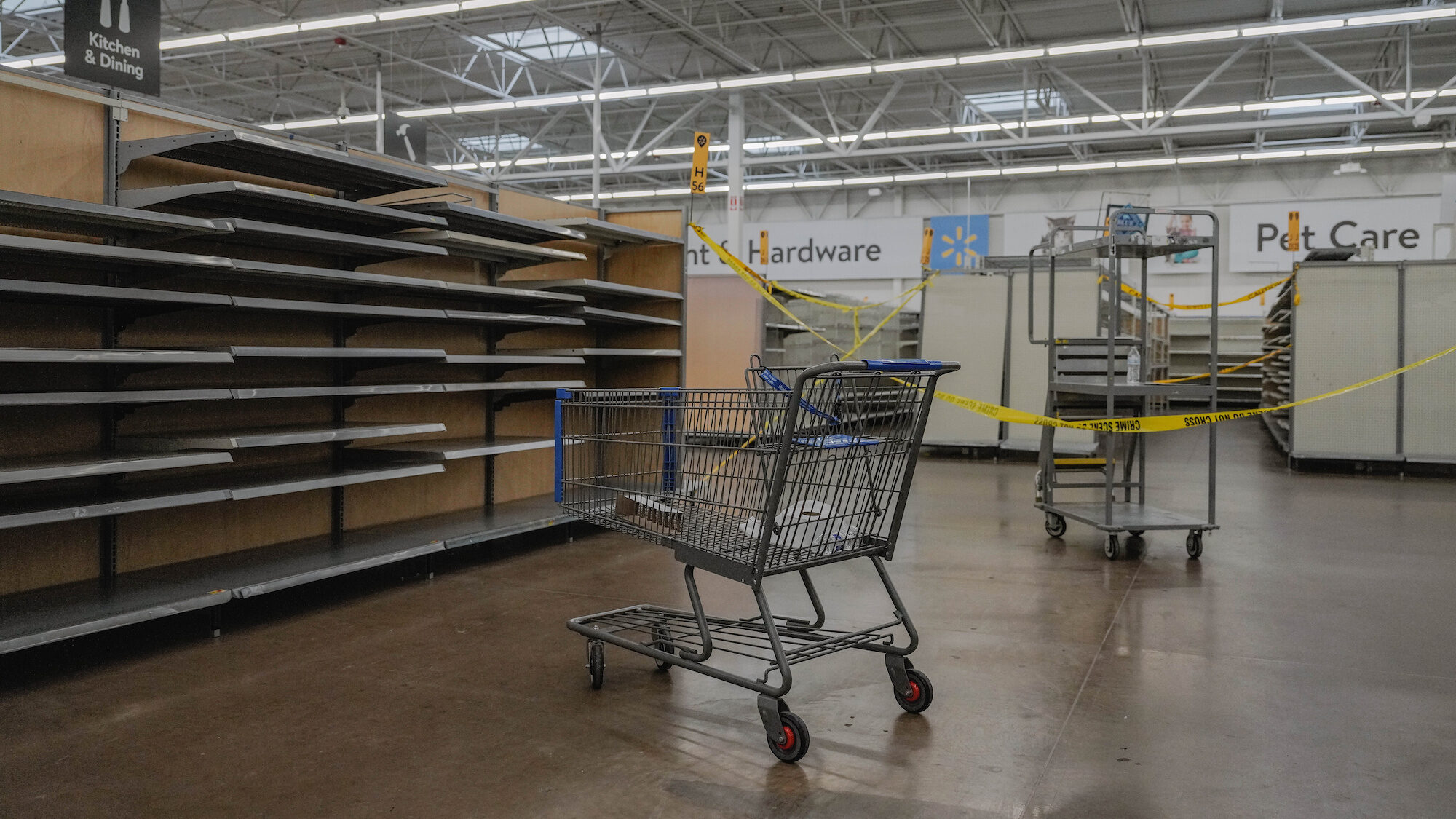 The real reasons stores such as Walmart and Starbucks are closing in ...