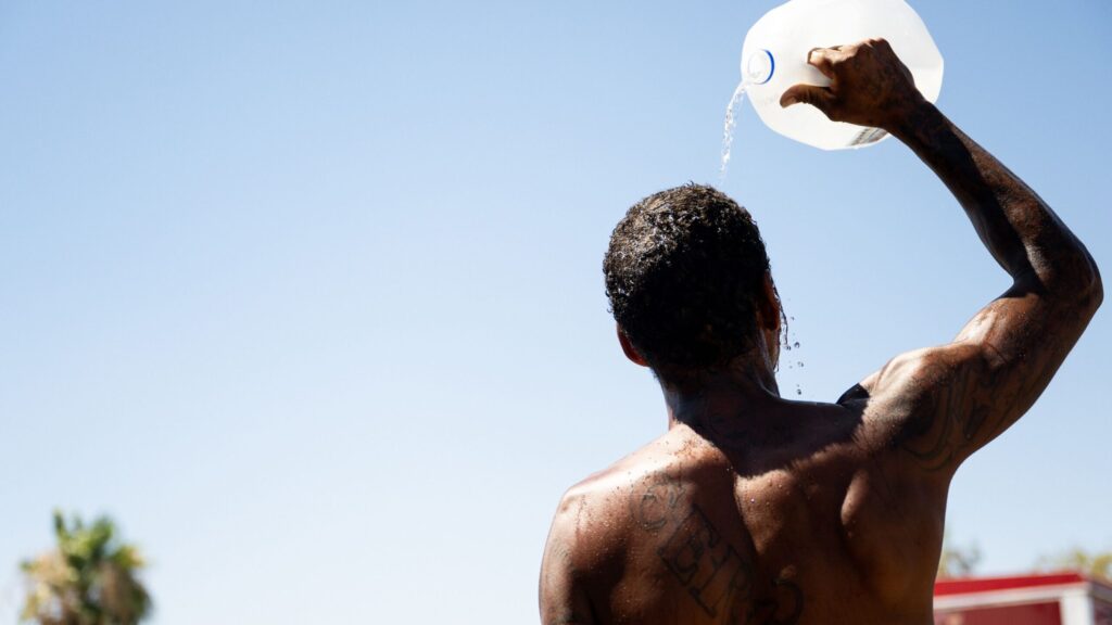 Phoenix ties record streak with 18 consecutive days over 110 degrees