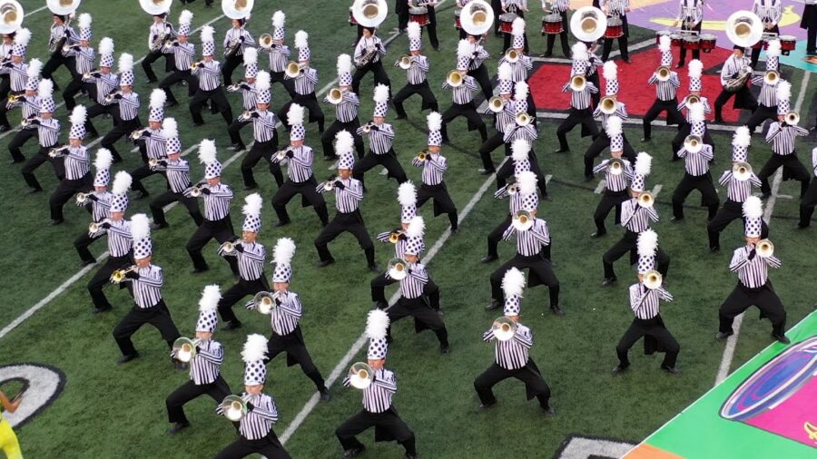 What it takes to make a high school marching band show - KSLNewsRadio