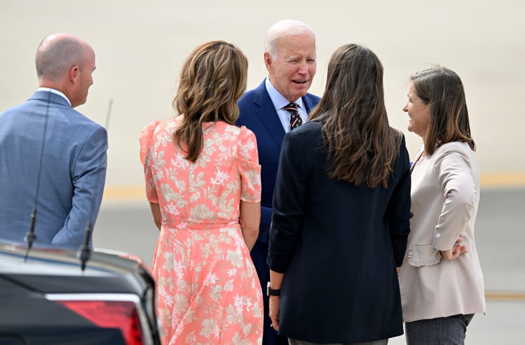 How does the FBI assess security risks? A former agent weighs in