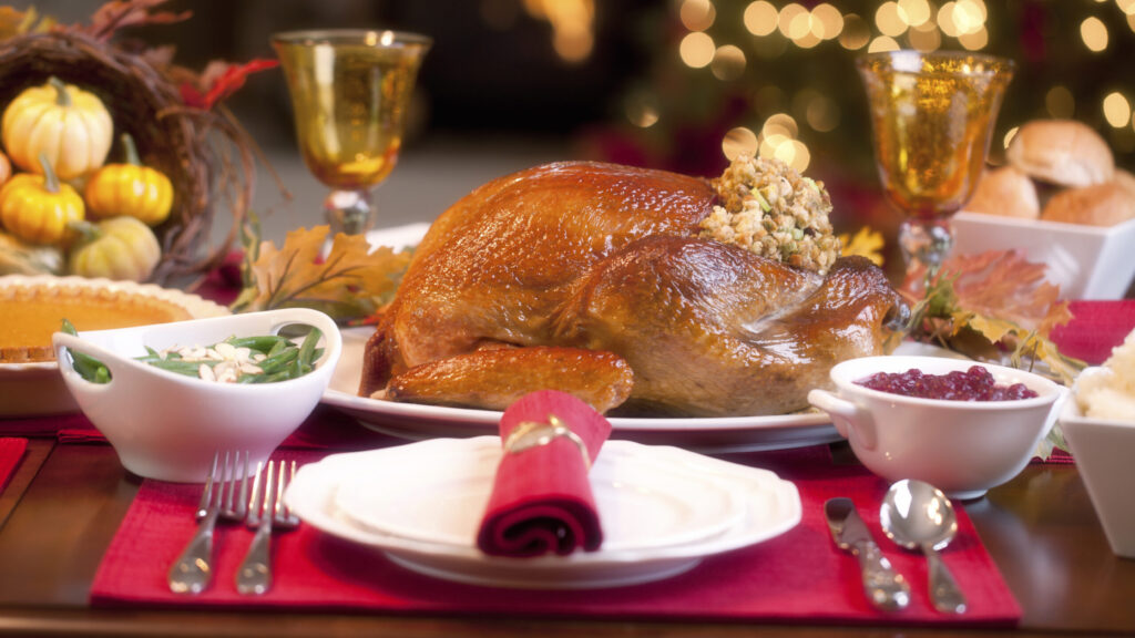 Follow these safety and cooking tips for Thanksgiving dinner