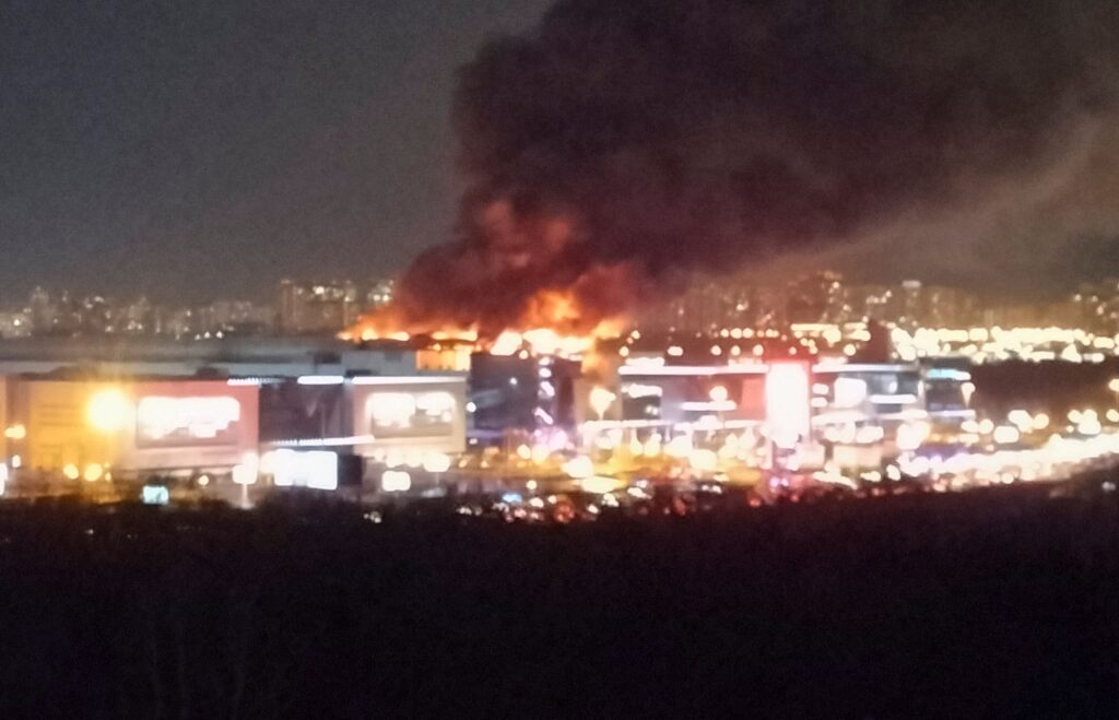 ISIS claims responsibility for attack in busy Moscow-area concert venue ...
