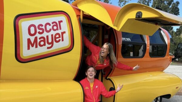 Utahns 'relish' visit by the Oscar Mayer Weinermobile