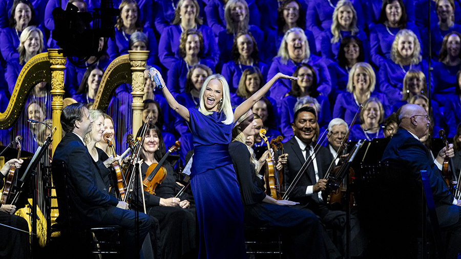 Tabernacle Choir wows audience at final Georgia concert with surprise ...