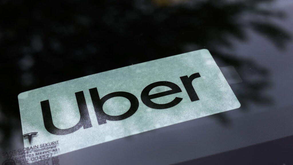 New Uber app safety feature intended to protect Uber drivers